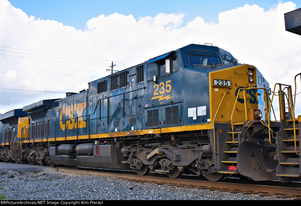 CSX 235